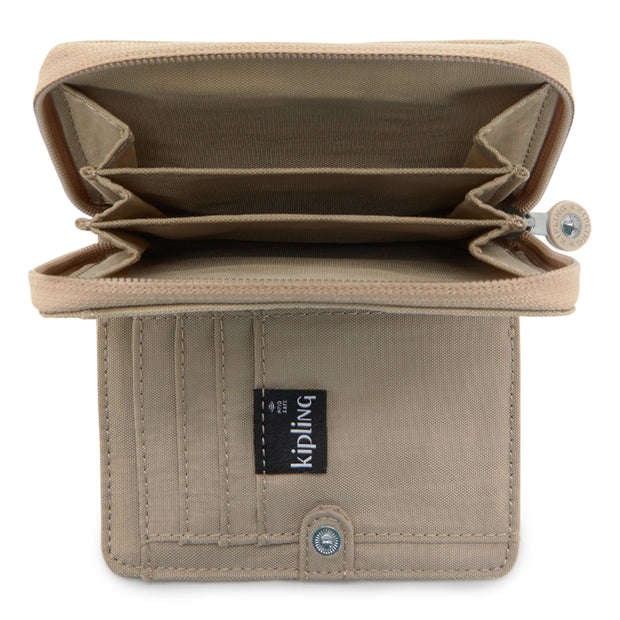 Trendy Fashion Accessories Shop Online in Dubai, UAE | Kipling